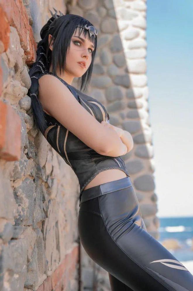 【九游会】九游会平台老哥俱乐部俄妹COS《EVA》泳装明日香 高衩连体照海量美图放送-J9九游会真人官网